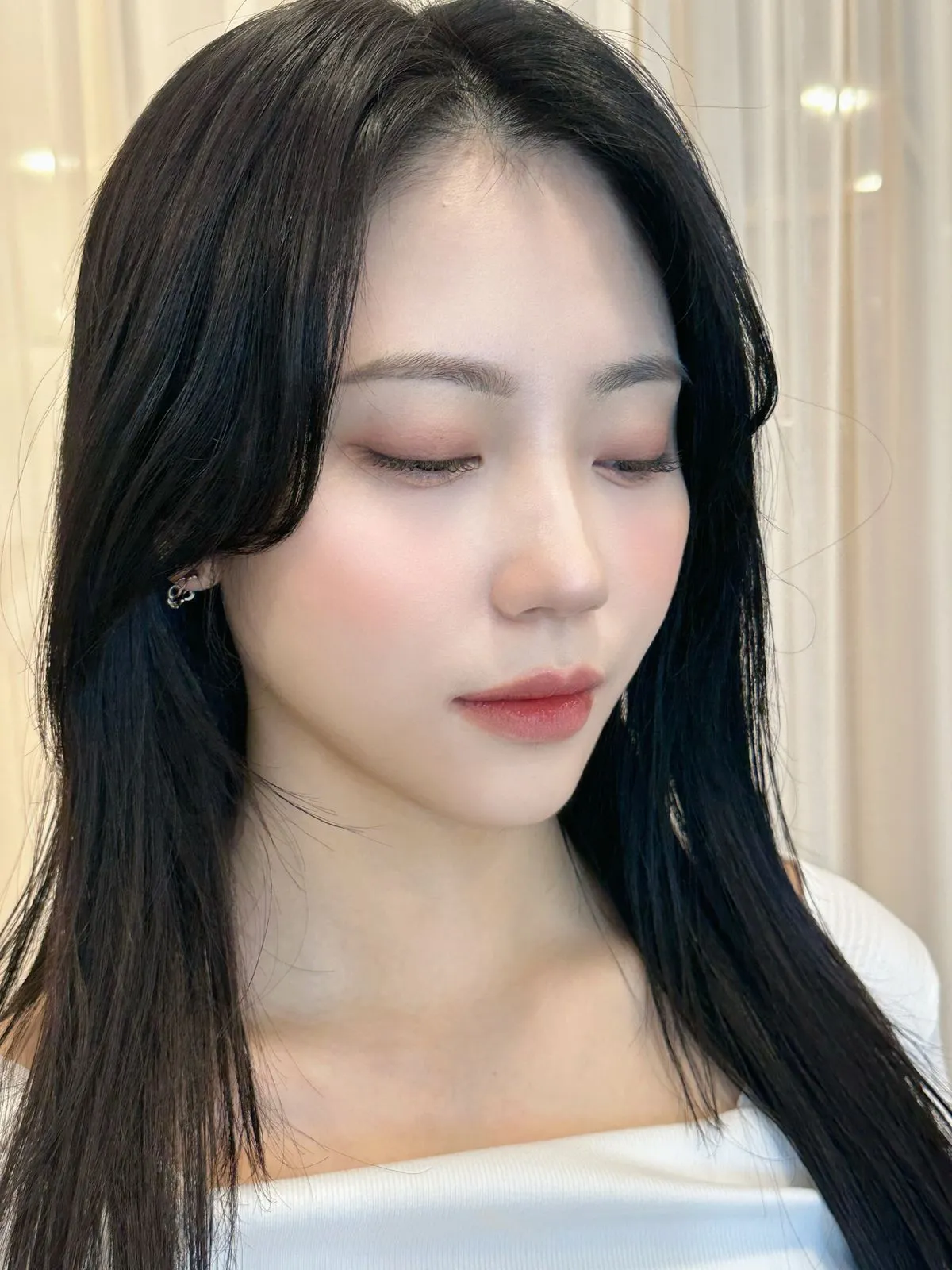 수정쌤표 메이크업💘 살롱더무드 수정실장 숨고 숨은고수