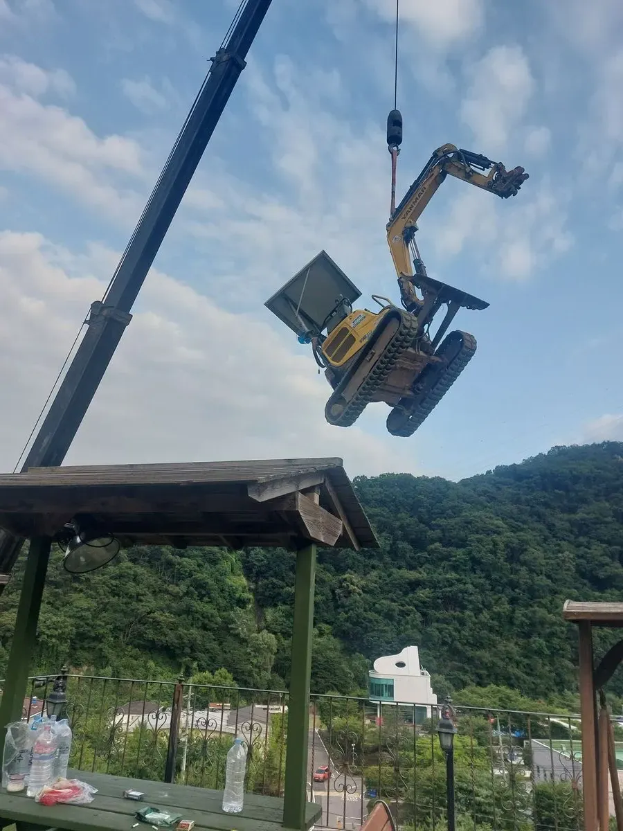 미니포크레인 미니굴삭기 인근지역배차 신속한출동 반나절 허니미니포크레인미니굴삭기소형포크레인중기 숨고 숨은고수