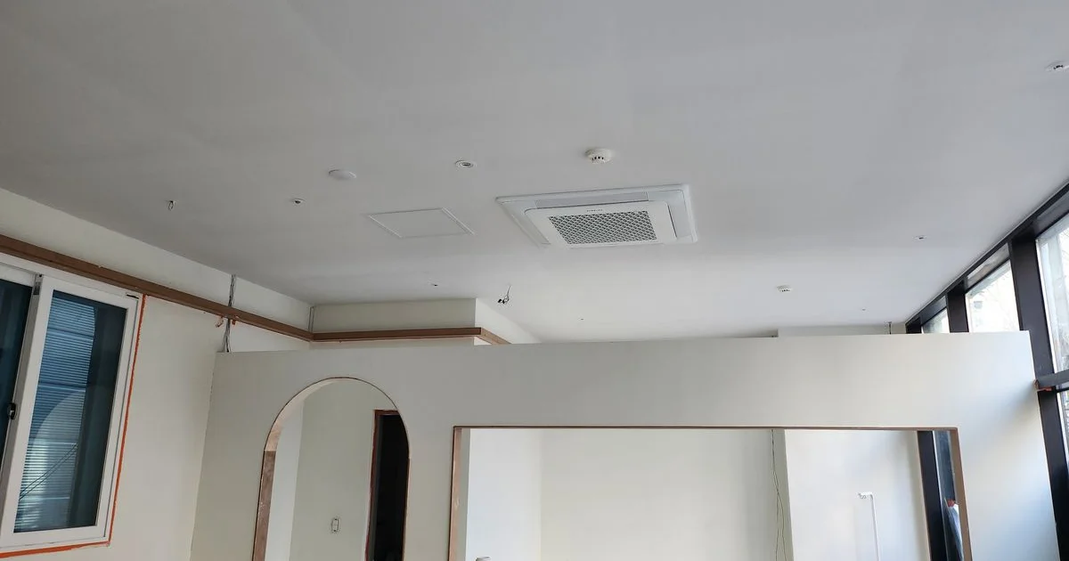 상가 석고텍스에 천정 실크도배지 작업 그린도배 숨고 숨은고수