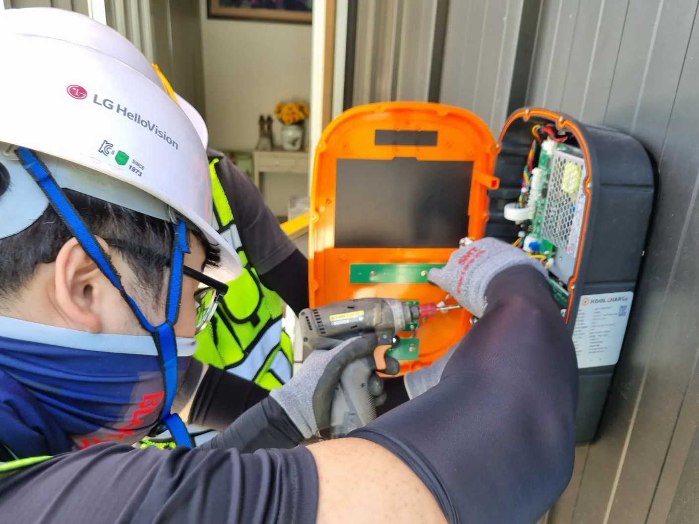 홈차저 시공 사진 / EVC MAN (전기차 충전기 아저씨) - 숨고, 숨은고수