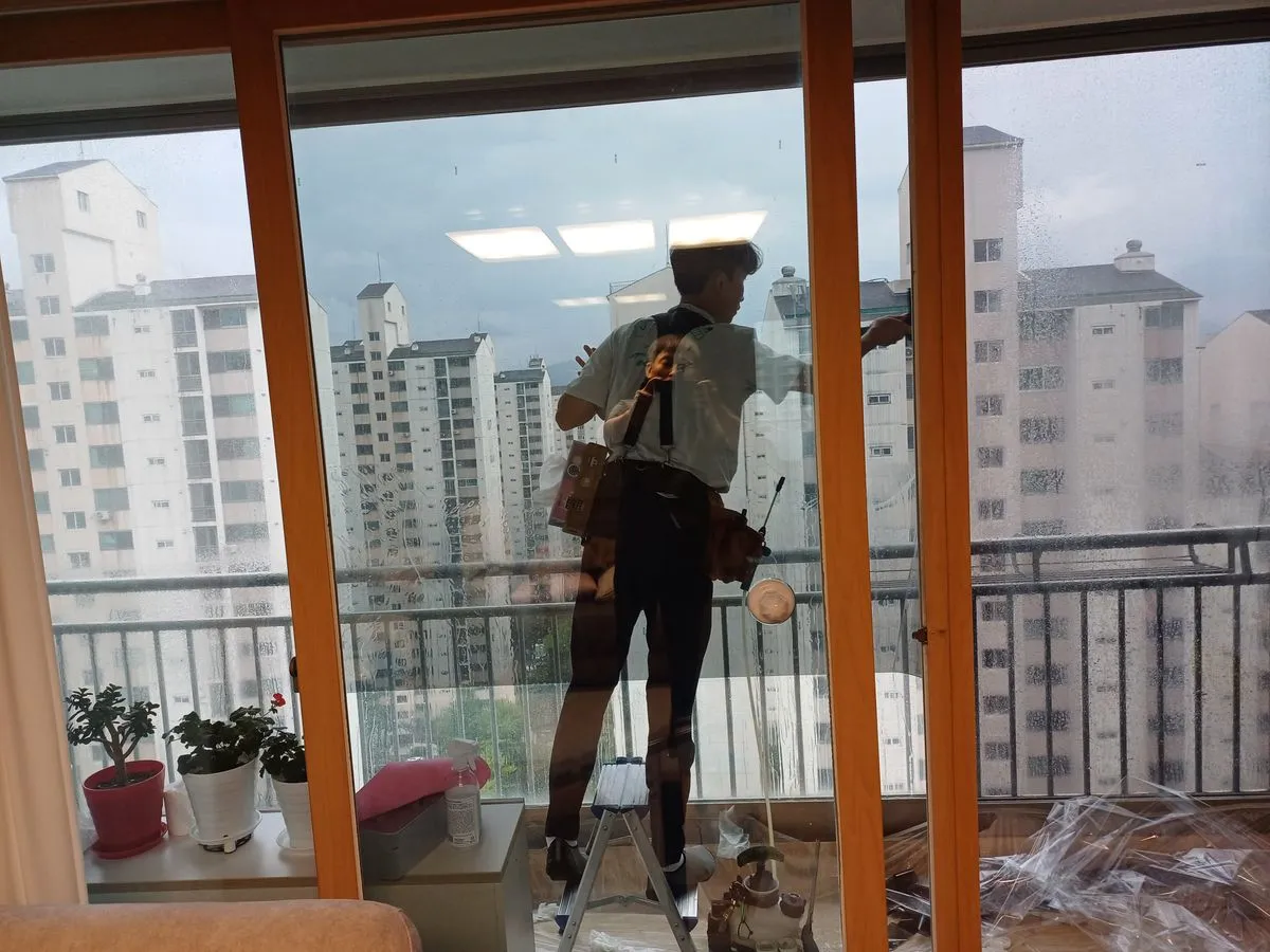 서울 아파트 거실유리 사생활보호 단열필름 썬팅 시공 에너지플래너 숨고 숨은고수