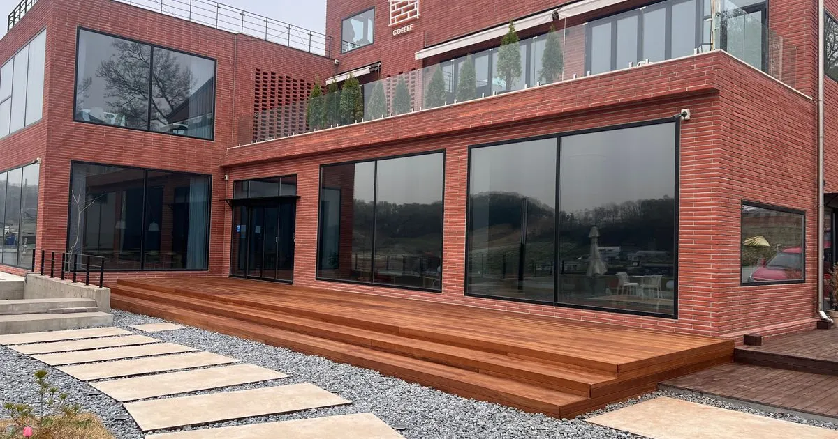 아산 탕정 대형카페 방킬라이데크 시공 전현규 숨고 숨은고수