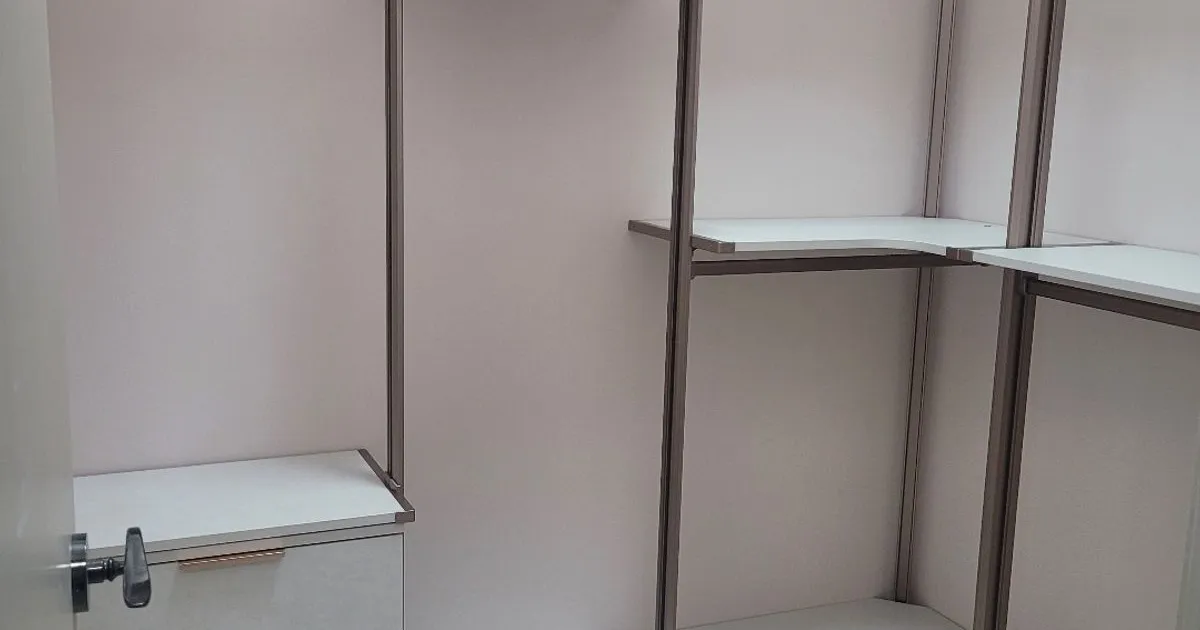 김포 ㄱ자형 시스템장 바론아이엔티드레스룸시스템장전문업체 숨고 숨은고수