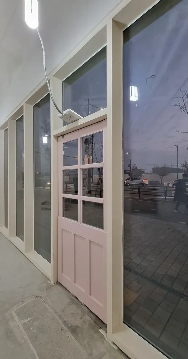 킨텍스 원시티 3블럭 상가 샤시 인테리어필름 작업 정순구코브필름 숨고 숨은고수
