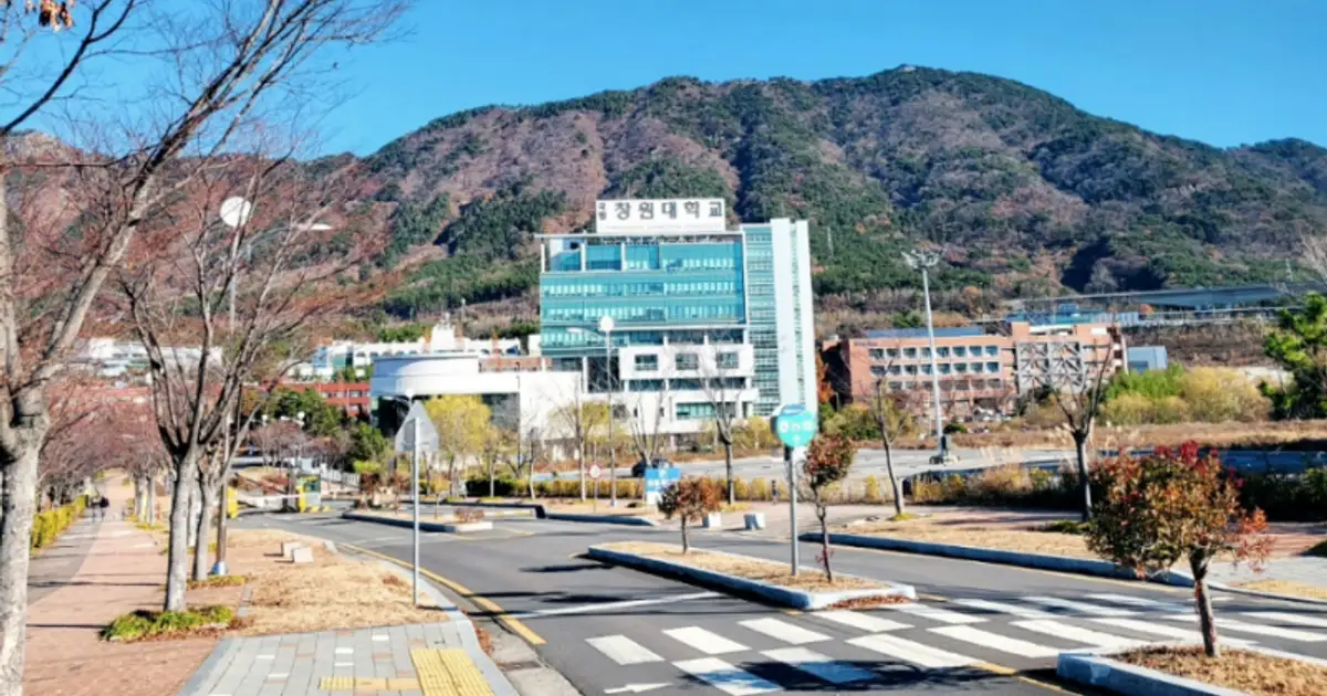 창원대학교 강의실 유리칠판시공 연수글라스 숨고 숨은고수