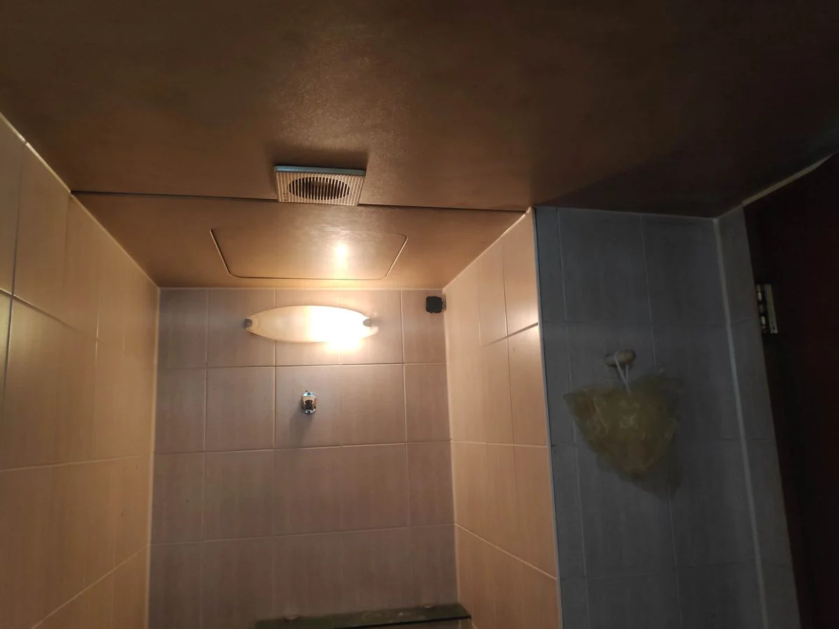 Ubr 욕실 세면대양변기천장 철거시공 새론바스 숨고 숨은고수