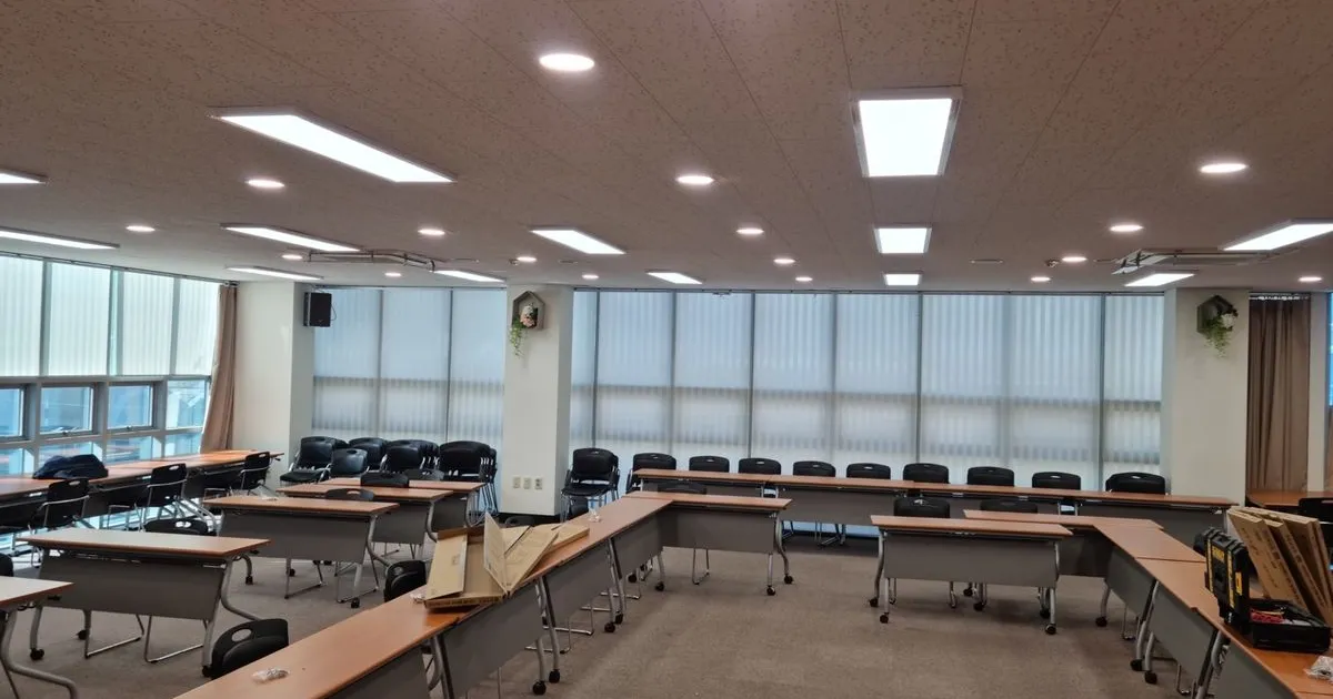 사립학교 강의실 면led 등기구 교체 작업 이종훈 숨고 숨은고수