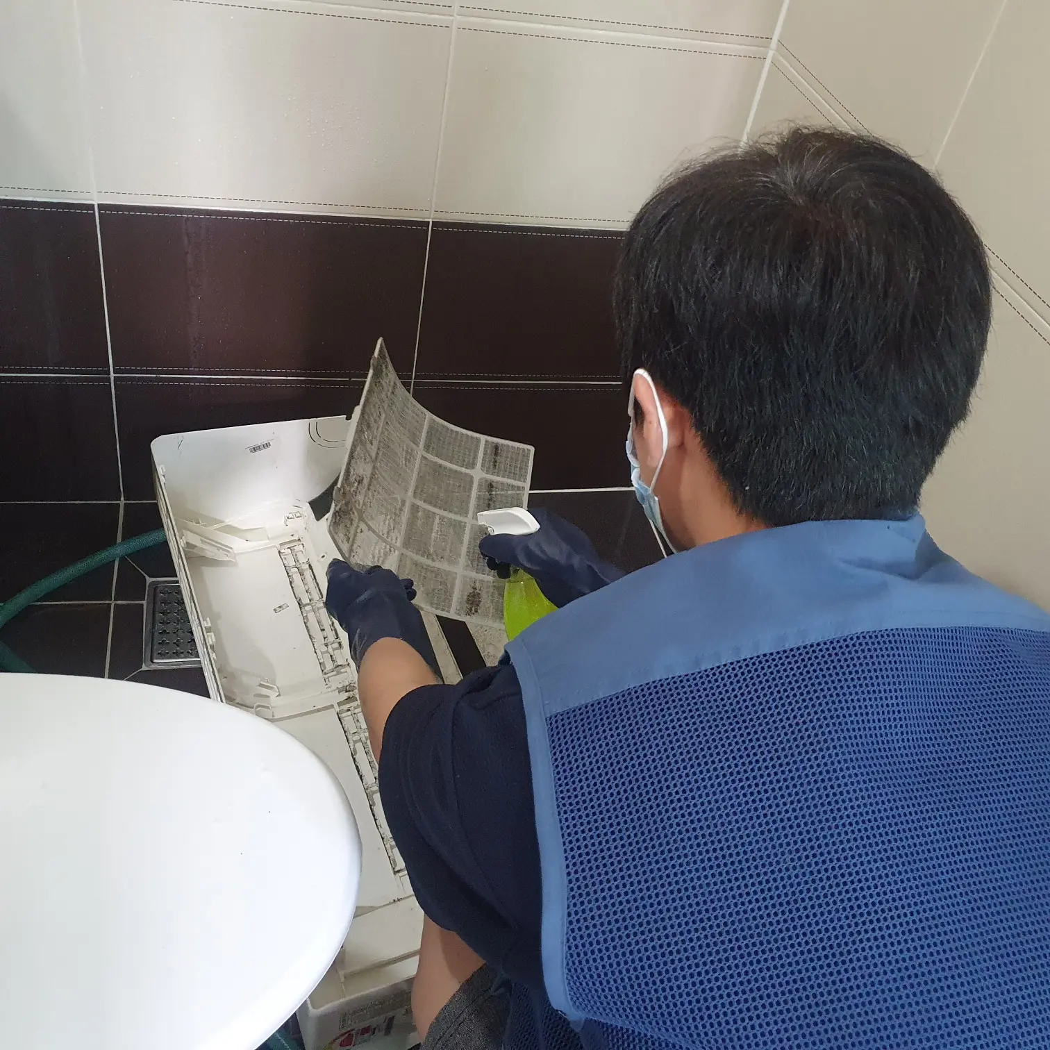 이사오고 처음 에어컨 청소를 맡기신 고객님 신태준 숨고 숨은고수