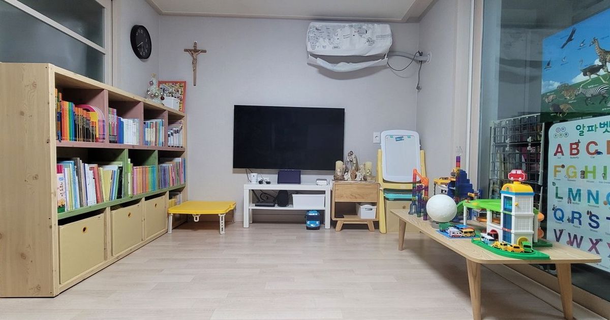 가족방거실 겸 옷방 정리수납 공간누리다 정리수납 숨고 숨은고수