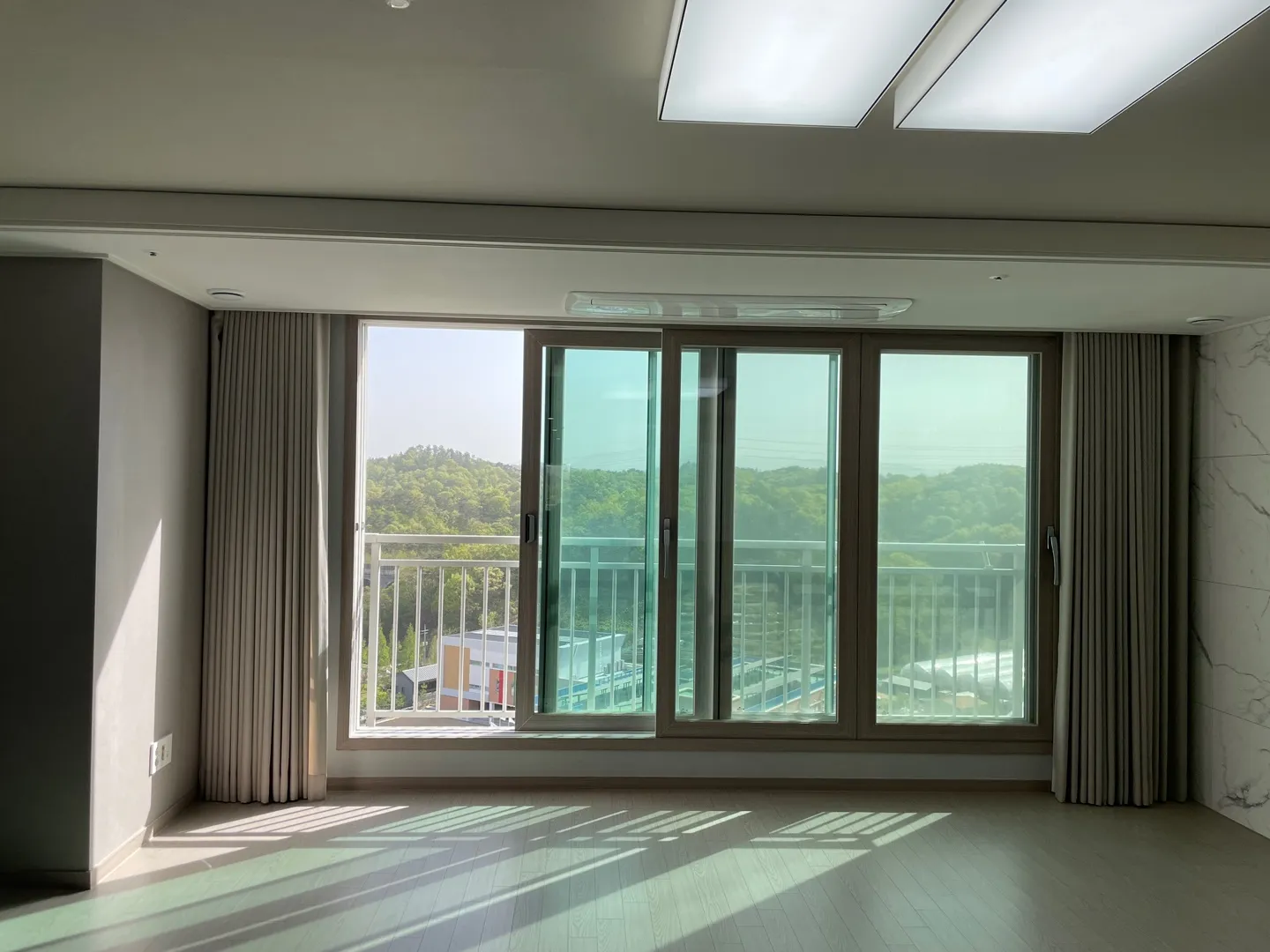 울산 대공원 호반베르디움 2차 33평 입주청소 울산 입주청소 하루한집 숨고 숨은고수