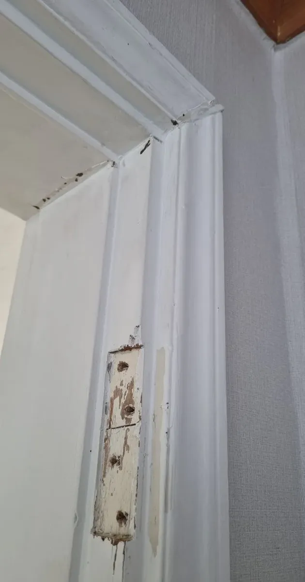 오래된 아파트 문틀 꿈담은 인테리어필름 숨고 숨은고수