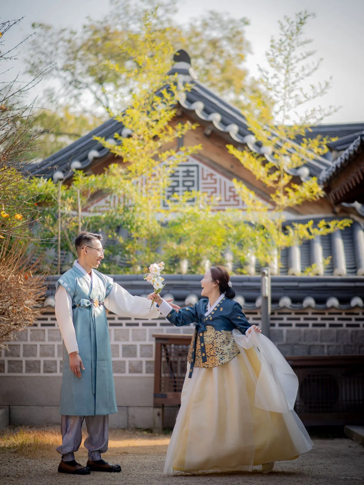 모바일청첩장스냅 홍다솜 숨고 숨은고수