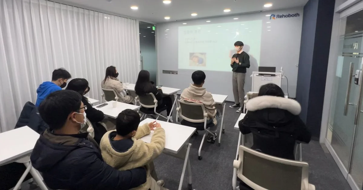 예비 고1 중학생 대상 입시 설명회 및 방학특강 진행 김영진 숨고 숨은고수