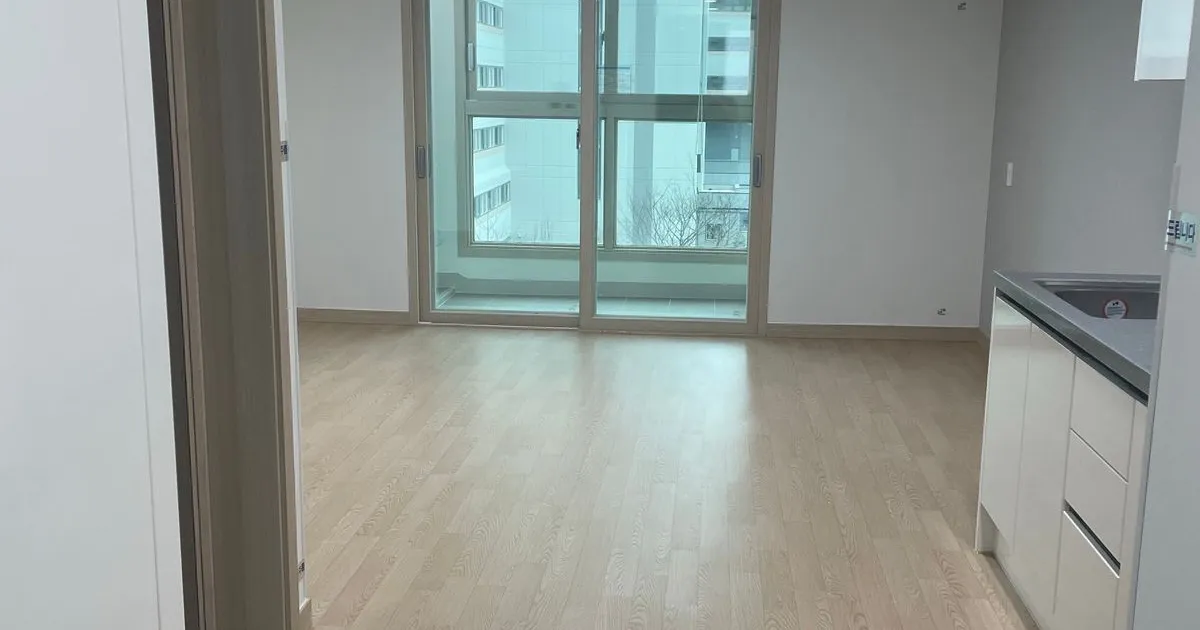 입주청소도 깨끗하게 꼼꼼하게 비치움 클린홈케어 숨고 숨은고수