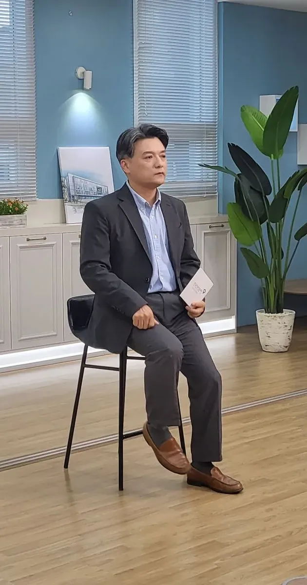교수 영상촬영 헤어메이크업 최수나 숨고 숨은고수