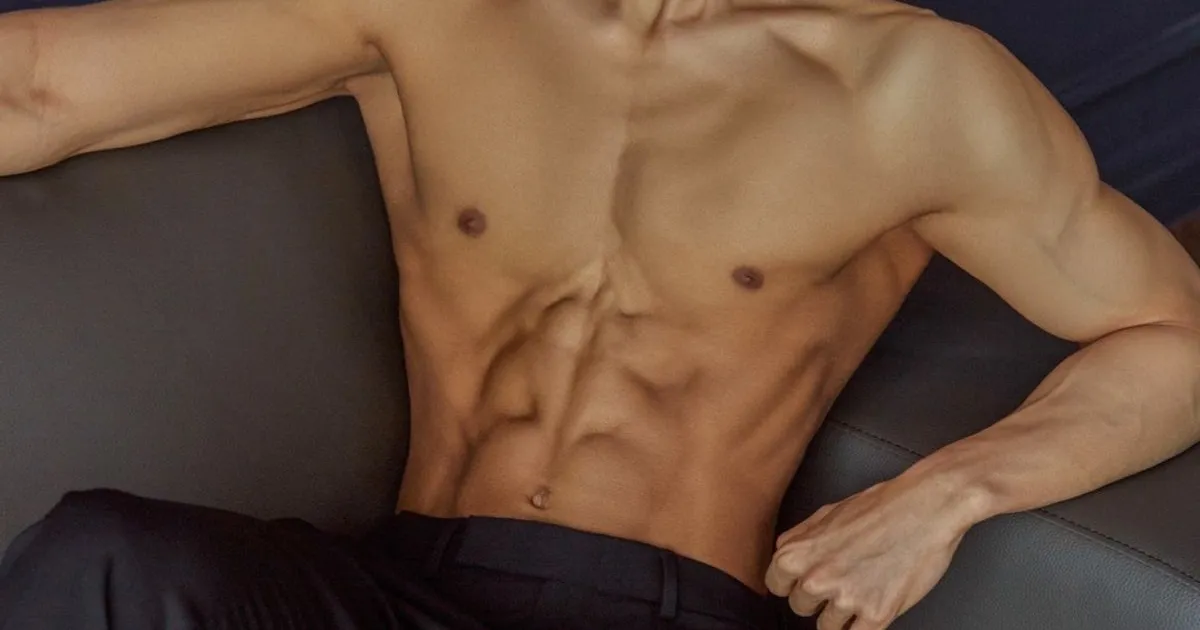 이oo 회원님 바디프로필 정재원 트레이너 숨고 숨은고수
