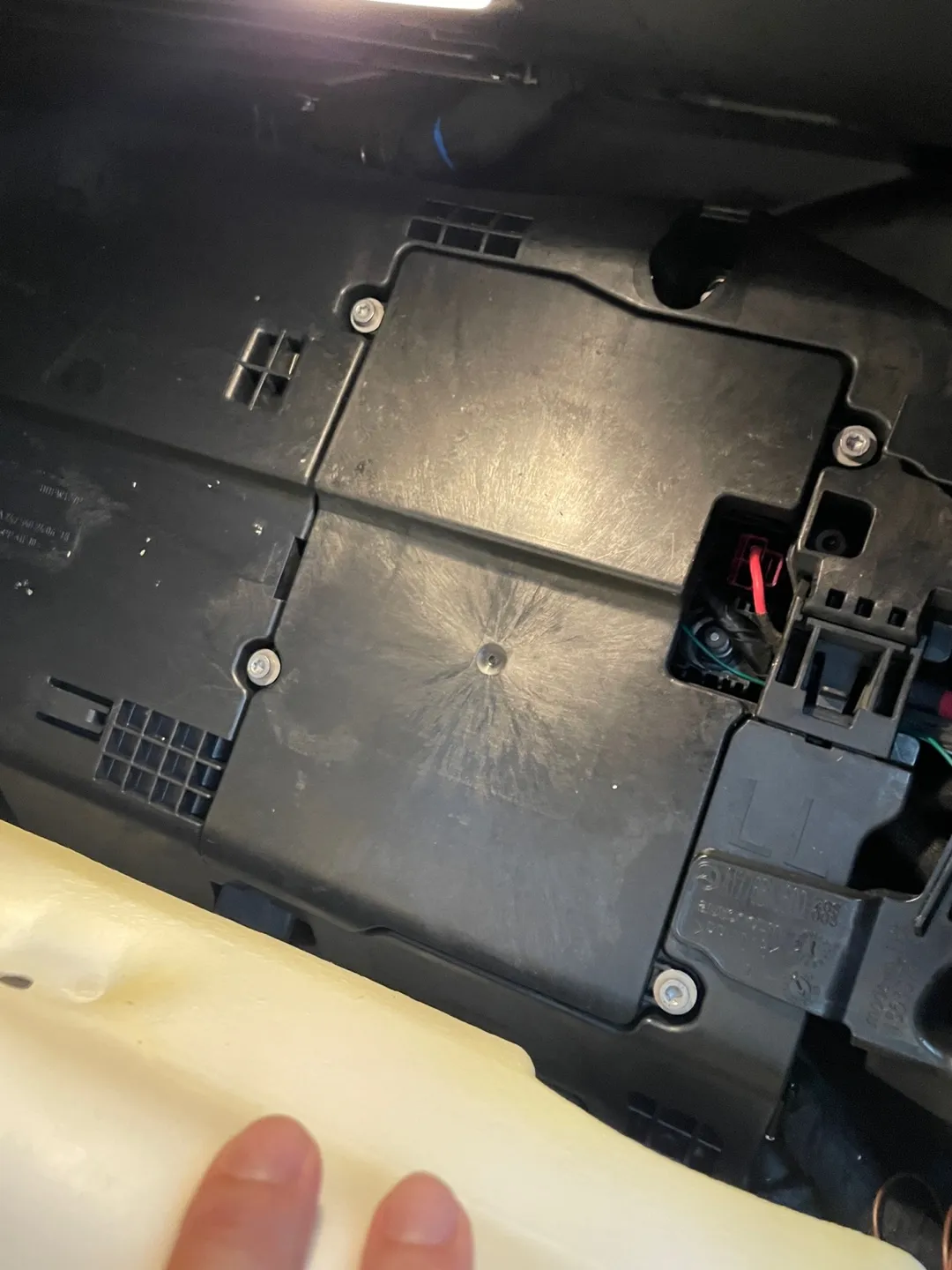 벤츠 Cla250 아이나비 블랙박스 보조배터리 장착 메테오틴트 숨고 숨은고수