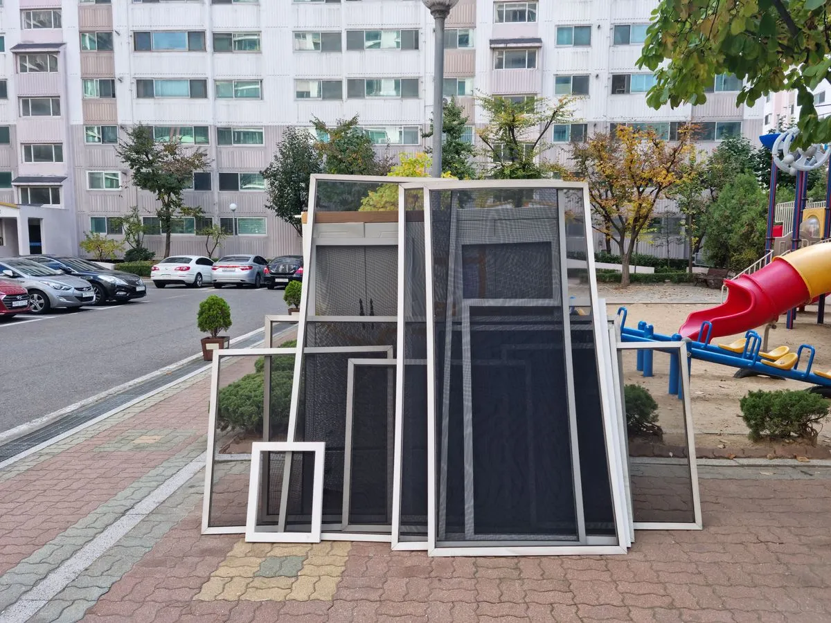 관악구 봉천동 성현동아 아파트 미세방충망모헤어 시공 Jk홈케어 숨고 숨은고수
