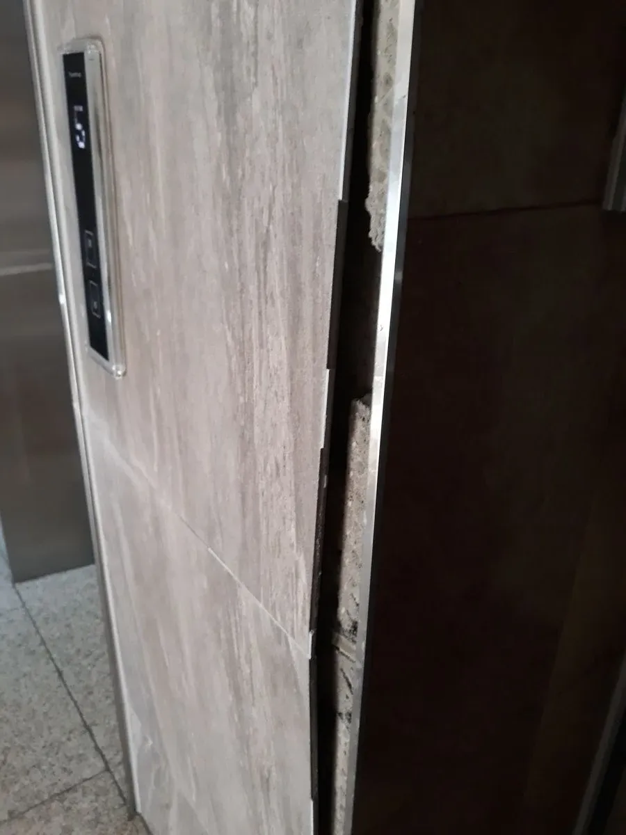 엘리베이터 들뜬 타일보수거실대리석 아트홀보수 착한욕실타일시공 기술자 입니다 숨고 숨은고수