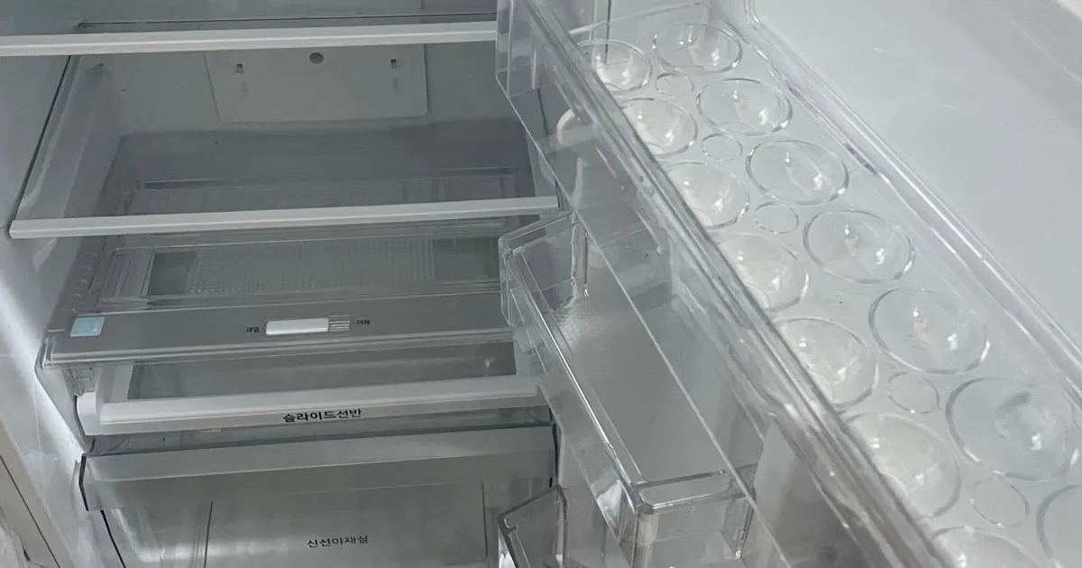 고객님들 댁 냉장고들 청소 후 뽀송송 유리창 곰팡이 냉장고 제빙기 카펫 매트리스 기름 숨고 숨은고수