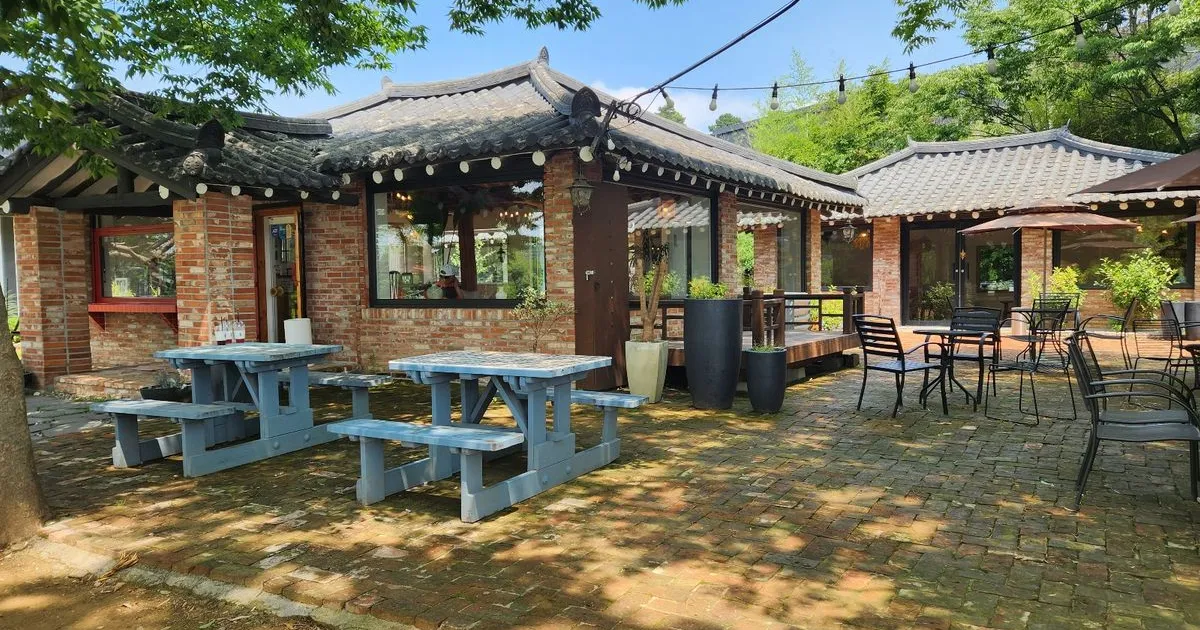 반짝이는 유리창은 매장의 얼굴입니다~ 평택 유리창 청소전문ㅣ반짝이는 남자 숨고 숨은고수