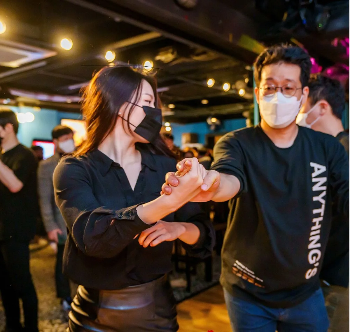 살사 바차타 댄스 레슨 음악 듣는 법과 홀딩 리드 이상욱 숨고 숨은고수