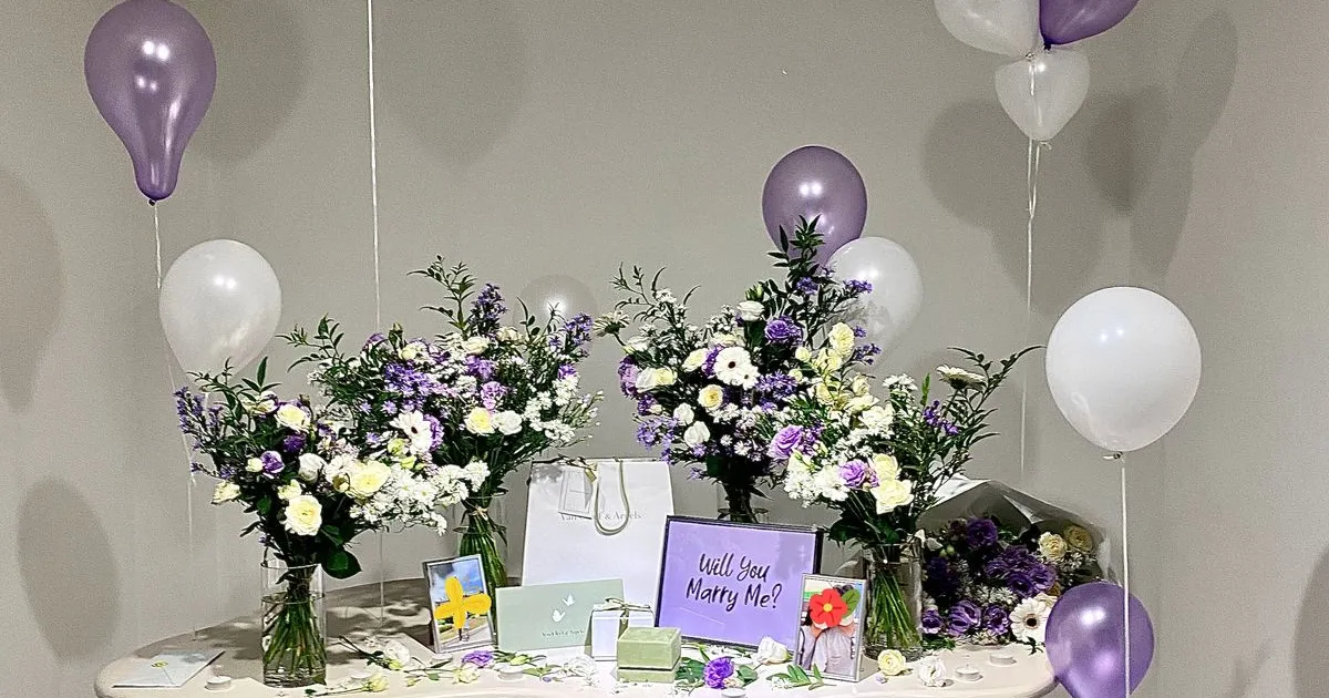 프로포즈 꽃장식 및 꽃다발 로지데이 숨고 숨은고수
