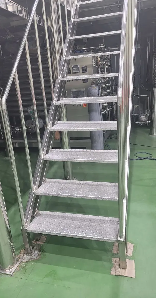 써니타리 배관용접 계단작업 대원군 숨고 숨은고수