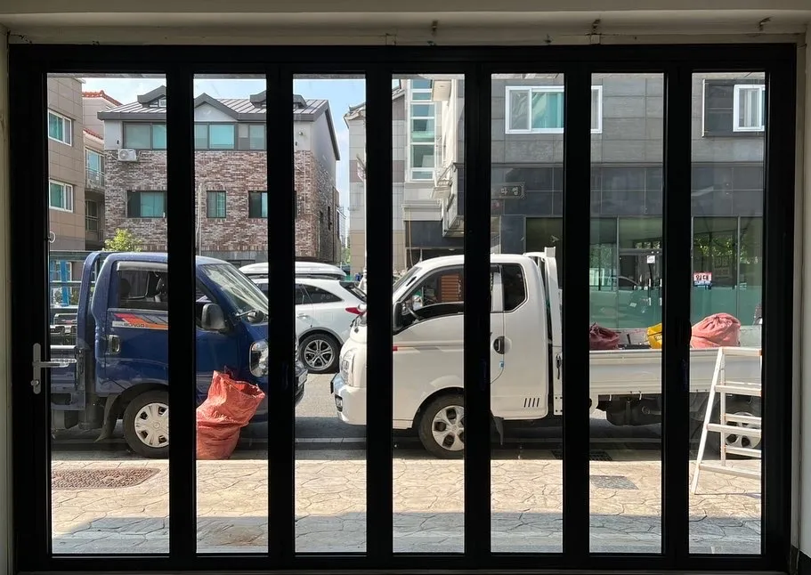 양산 차량용 폴딩도어 시공 이끌림폴딩도어 숨고 숨은고수