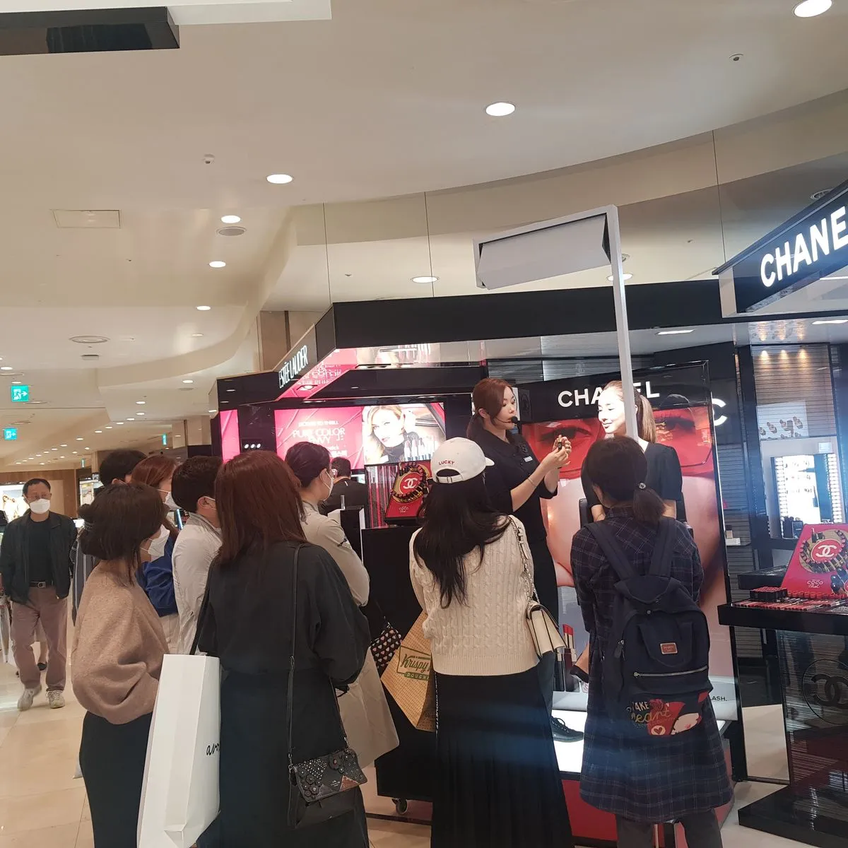 샤넬 프로모션팀 메이크업 아티스트 남서연 숨고 숨은고수
