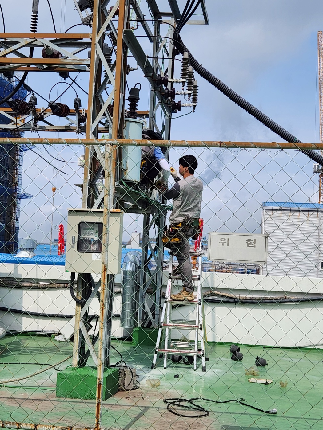 신화전력 김철호 고수의 전기배선 설치 및 수리 서비스 부산 강서구 숨고 숨은고수