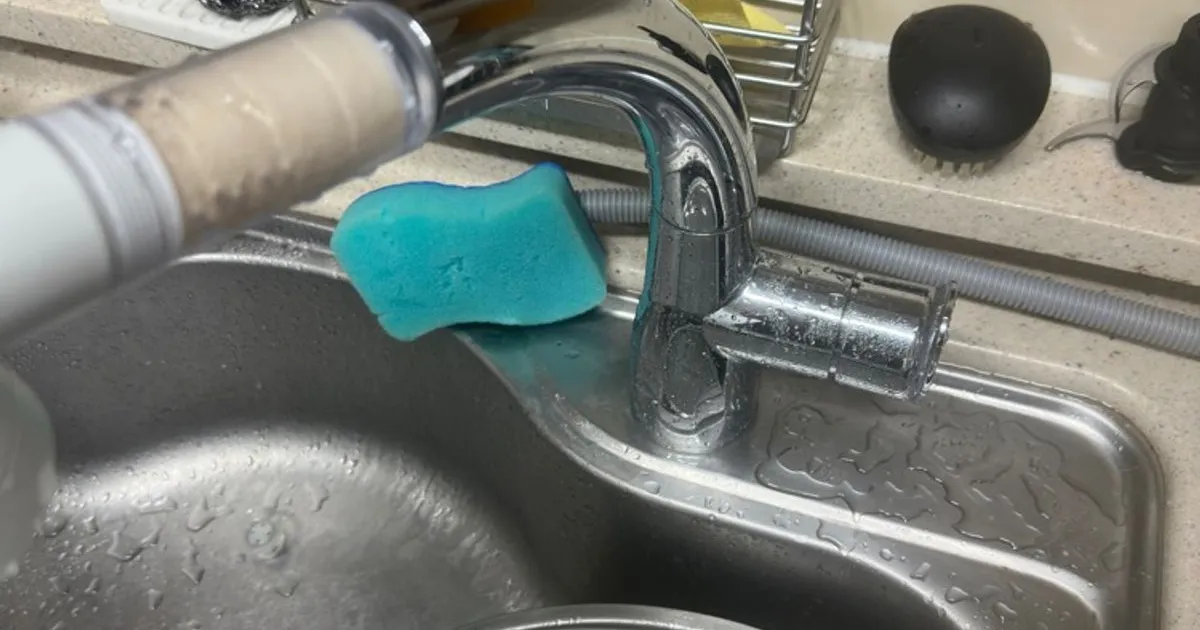 주말에 갑자기 물이새서 수전교체 부탁드렸는데 와서 해결해주시고 너무 감사합니다 설명도 너무친절하시고 꼼꼼하게 잘 해주시네요