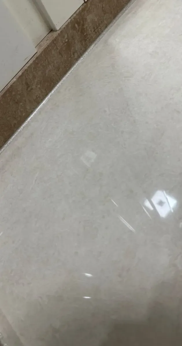 약속한시간에 너무꼼꼼하게 잘해주셔서 감사합니다~사실 다른곳에비해 가격이 저렴해서 염려를했었는데 너무꼼꼼하고 세심하게 작업해