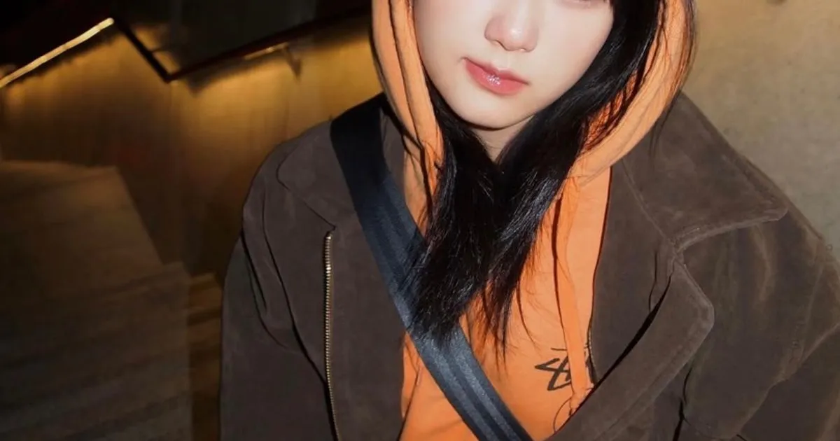 전에 찍어뒀던 스냅 원본 사진이 있었는데 부해보이는 것과 얼굴보정하는 게 힘들어서 내버려둔 사진을 가격도 합리적이여서 요청해