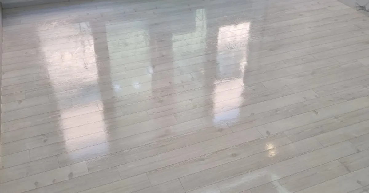 이사하면서 전에살던분들이 아이가둘이라 집 상태가 좋지 않았어서 걱정 많이 했는데 입주청소덕분에 새집에 이사온거처럼 깨끗해져서