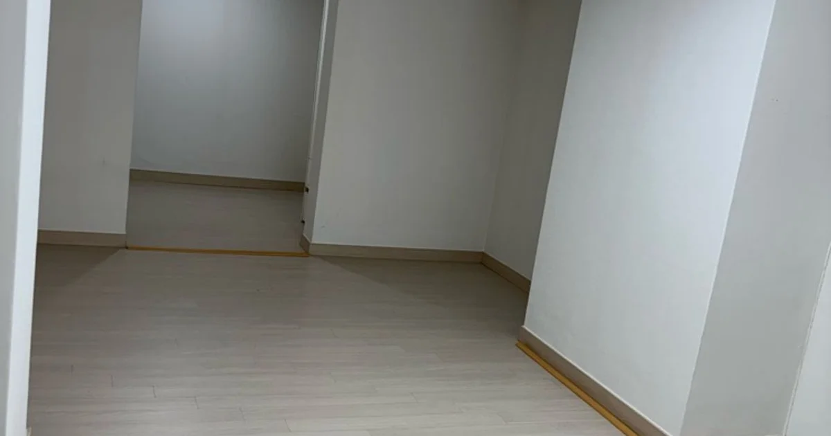 바로 다음날 청소 예약을 했는데 시간 깔끔하게 진행되었구요 청소 완전 깔끔하게 해주셨습니다 강추 숨고 숨은고수