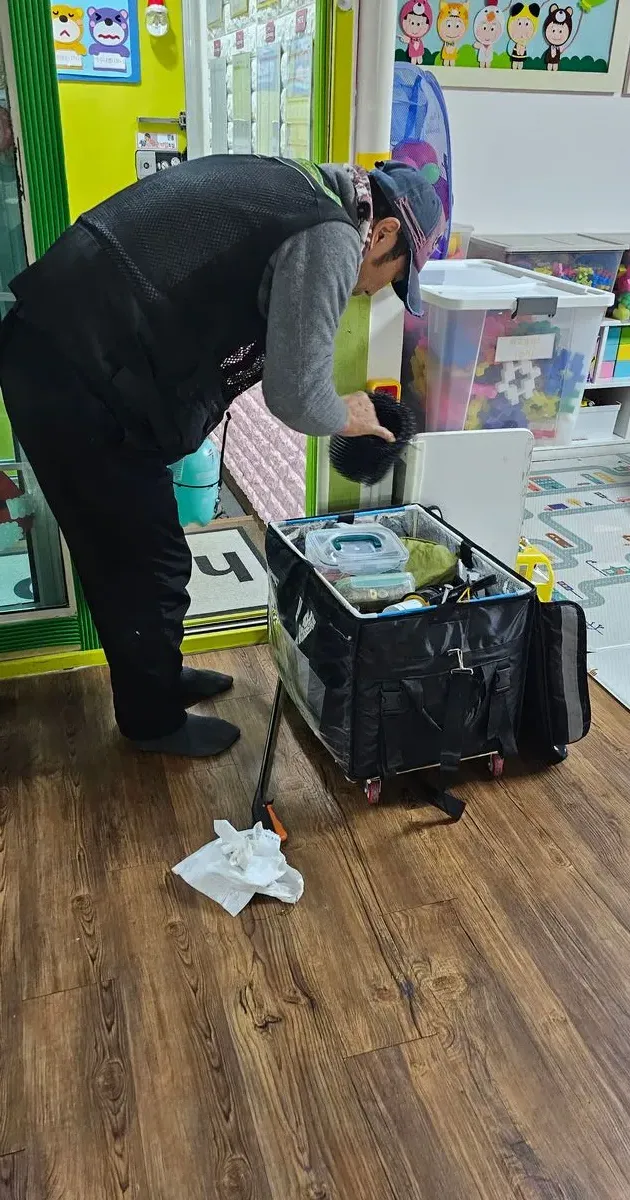 너무 친절하시고 작업 전 후 설명을 잘해 주시고 꼼꼼하게 작업해 주셨습니다 숨고 숨은고수