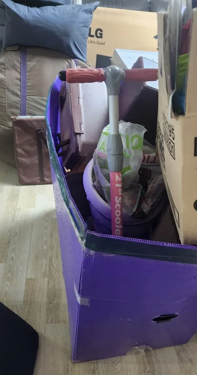너~~~~무 잘해주셨어요 냉장고가 못나와서 분해해서 다 해주시고 설명보다 늘어난 짐도 다 척척 해주셨어요 비가와서 너무 고생