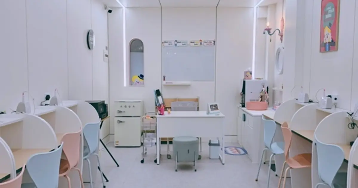 공부방을 새롭게 오픈하며 오는 학생과 학부모님들 마다 인테리어 예쁘다고 감탄합니다 숨고 숨은고수