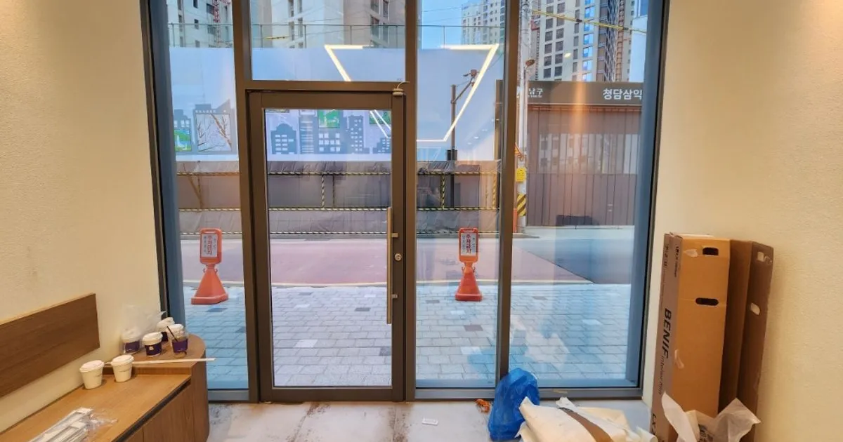 후닥후닥 진행해주시고 색상 상담도 꼼꼼히 해주셨습니다 숨고 숨은고수