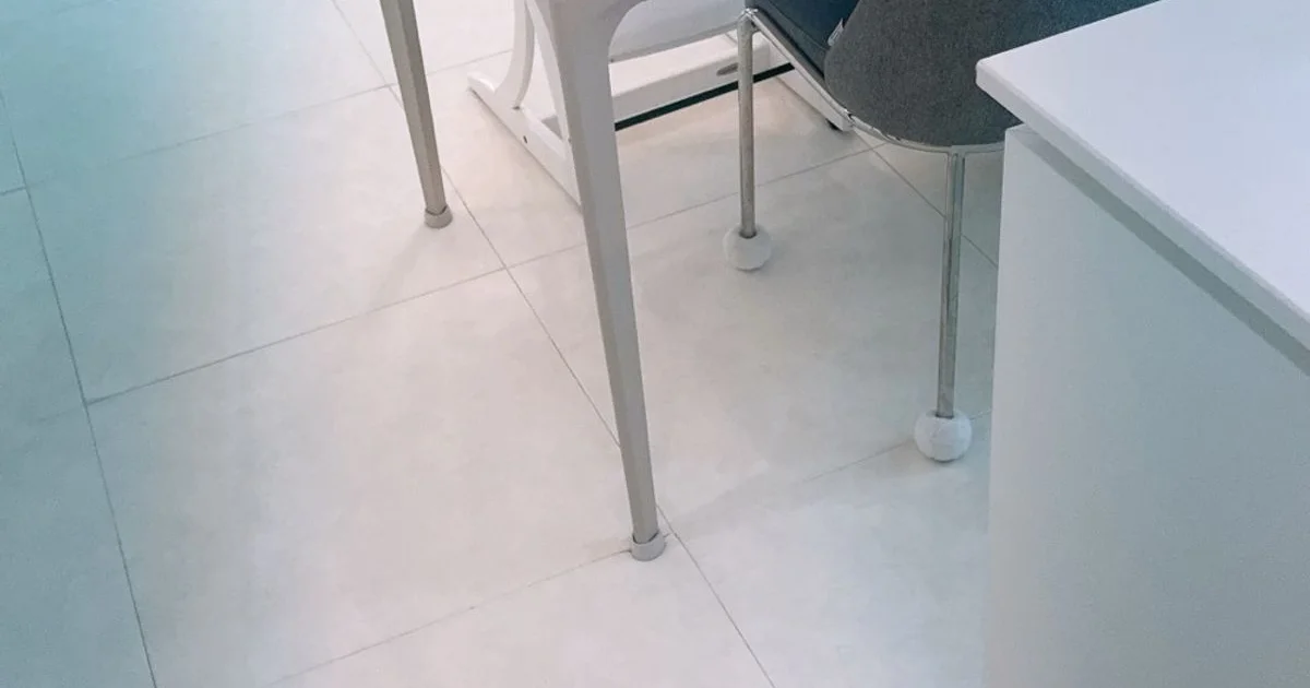 아이방이 가장 고민이었는데 해결해주셔서 너무 감사드리고 전체적으로 꼼꼼하게 청소 해주시고 부탁드리지않았던 곳까지도 세심하게