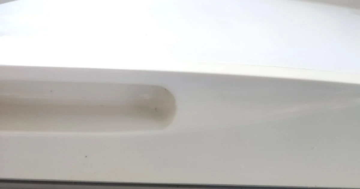 친절하게 설명도 잘해주시고 청소도 진짜 꼼꼼하게 해주시더라구요 이사해보니 창틈 냉장고 주방 등등 집이 너무 지저분해서