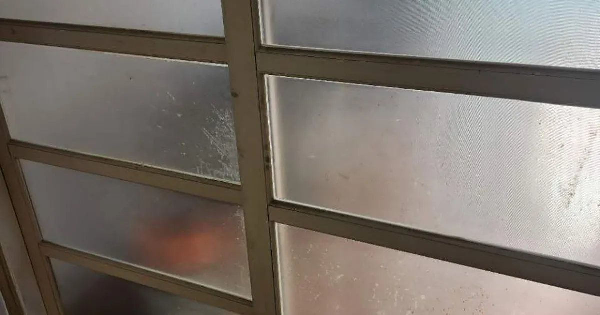 사전에 전화로 자세히 설명해주시고 당일 청소 꼼꼼하게 해주셨어요 남편 말로는 사람 살 수 있는 집 만들어 주셨다고 덕분에