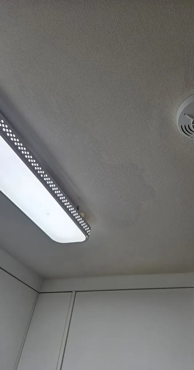 누수발생 확인하고 연락드리자마자 방문해주셨어요 원인도 빠르게 찾아주시고 저렴하게 진행해주셨어요 예방법이랑 관리법 상세하게 알려주셔서 너무 감사했어요 다른분들도