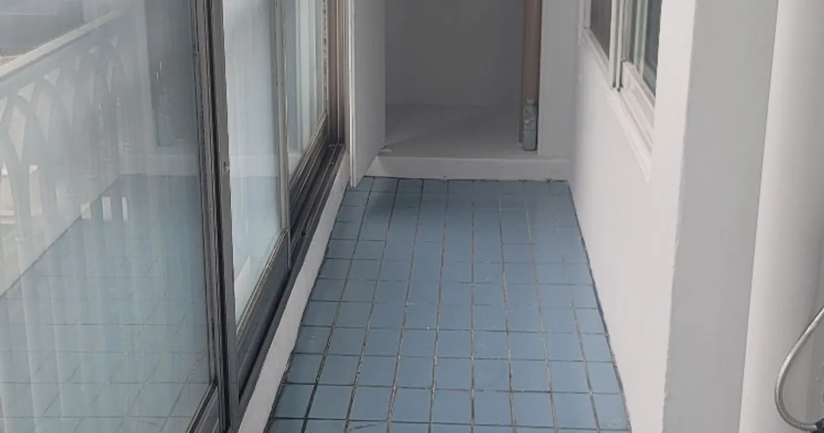 가격은 비슷한것 같습니다 그러나 꼼꼼하게 설명해주시면서 진행해주시는 부분이 인상적이네요 오래된 아파트라 찌든때가 많았는데