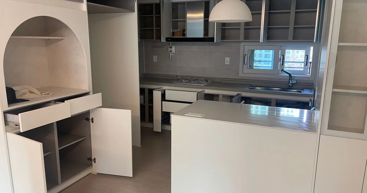 일주일도 안남긴채 예약을 했는데 바로 가능하다고 해주시고 청소도 꼼꼼하게 깨끗히 잘해주시고 비용도 정말 합리적으로 잘했습니다 감사합니다 숨고 숨은고수