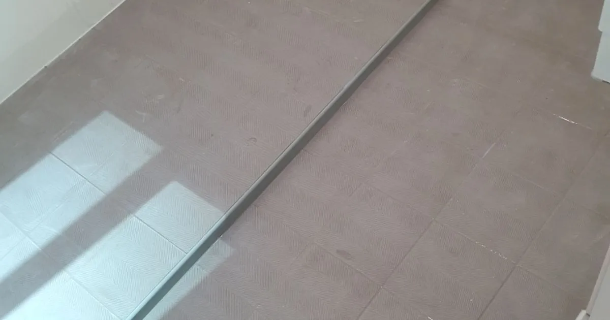 친절한 상담과 깔끔한 시공으로 매우 훌륭한 고수님을 만나 만족하였습니다 숨고 숨은고수