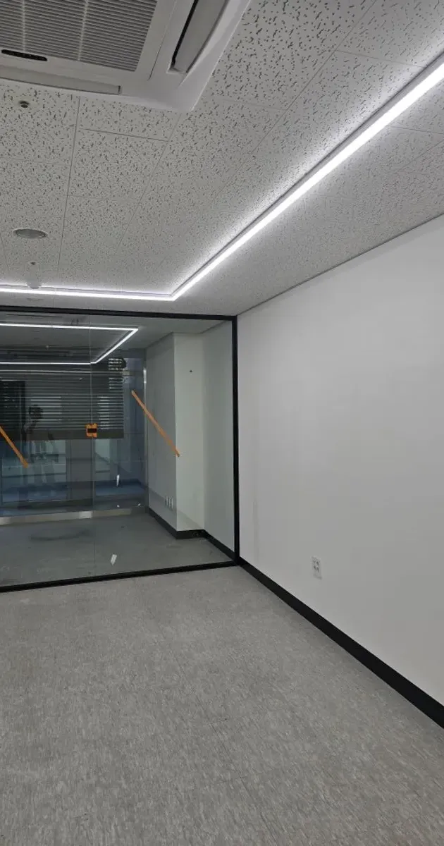 상당히 저렴한 가격으로 해주셨구요 미리 부탁 드린 부분 꼼꼼하게 청소해주셨습니다 미흡한 부분 다시 얘기했더니 추가로 오셔서