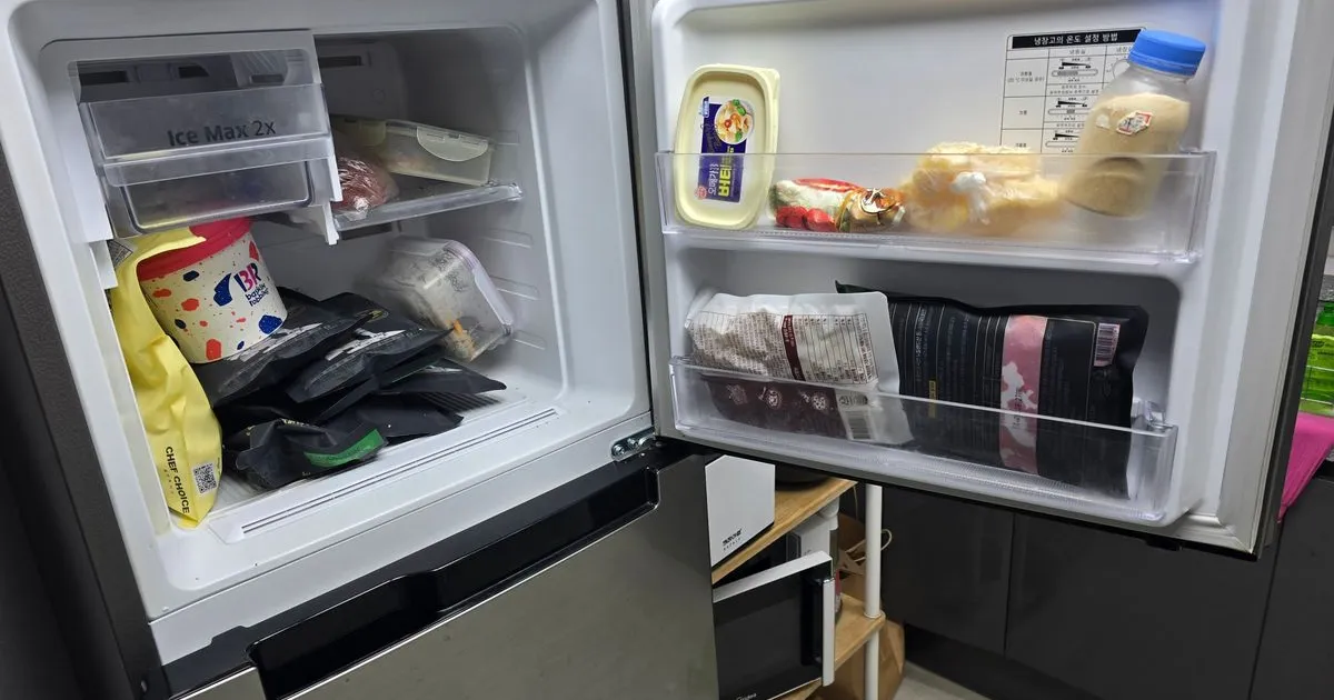 냉장고 청소가 필요해서 처음으로 숨고 이용해봤는데 너무 깔끔하게 해주시고 다른쪽도 청소해주셔서 좋았습니다 비용이 전혀 아깝지가