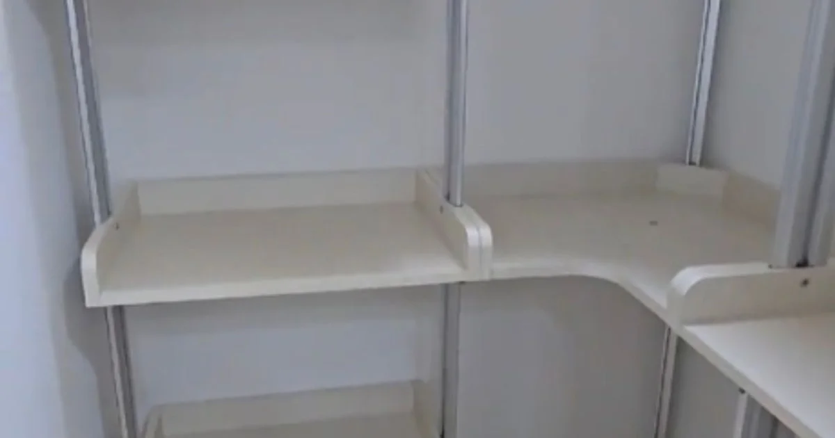 가구나 가전이 있는 상태에서 인테리어 후 청소라서 신경쓸거도 많고 분진도 많았는데 깨끗하게 청소 잘해주셨어요 비용도 최초 계약